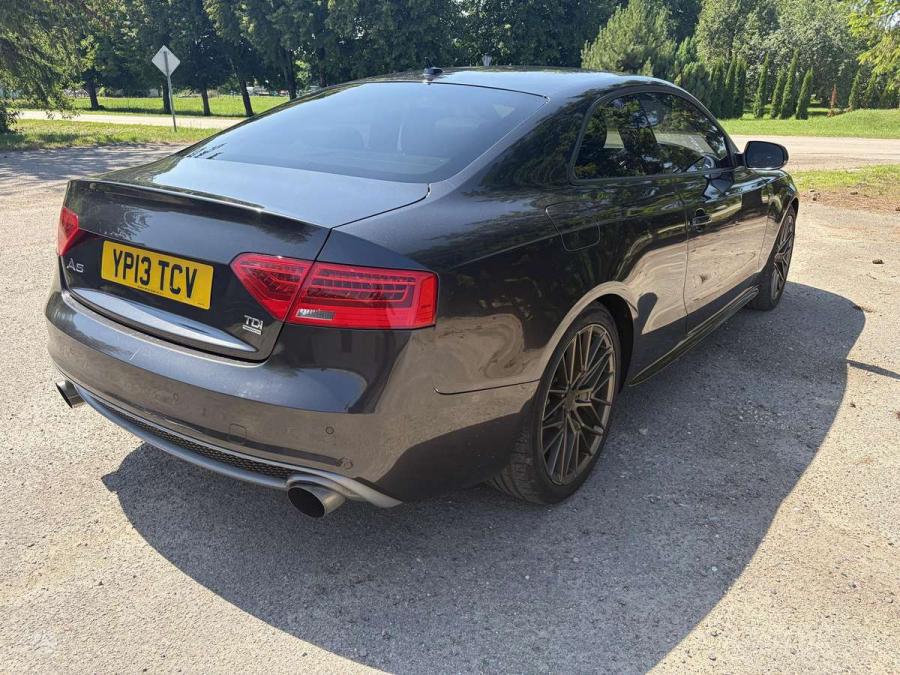 Grey Audi A5 2013 in Raseiniai, with an engine capacity of 3.00 L and mileage of 250 thousand km for 4500 €, photo 5 on AUTOMOTO.COM.LV