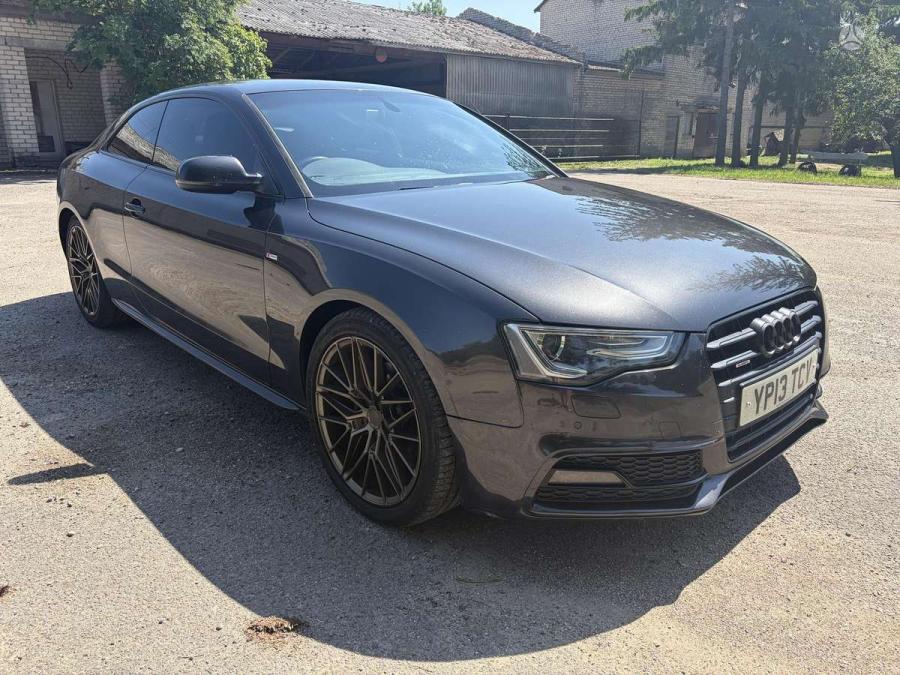 Grey Audi A5 2013 in Raseiniai, with an engine capacity of 3.00 L and mileage of 250 thousand km for 4500 €, photo 7 on AUTOMOTO.COM.LV