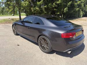 Grey Audi A5 2013 in Raseiniai, with an engine capacity of 3.00 L and mileage of 250 thousand km for 4500 €, photo 8 on AUTOMOTO.COM.LV