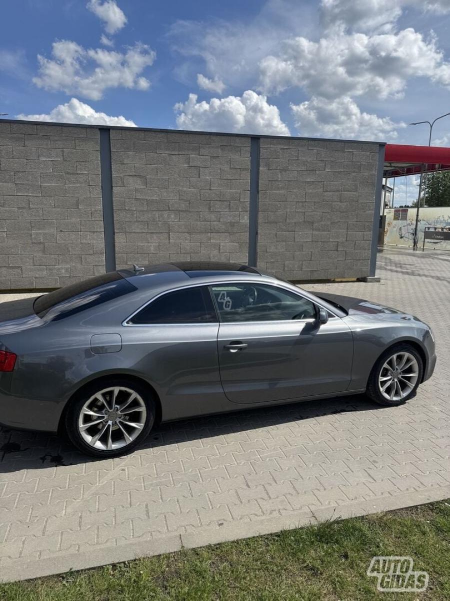 Grey Audi A5 2014 in Kretinga, with an engine capacity of 2.00 L and mileage of 216 thousand km for 11000 €, photo 8 on AUTOMOTO.COM.LV