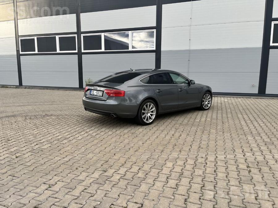 Pelēks Audi A5 2014 Rīga, ar dzinēja tilpumu 3.00 L un nobraukumu 196 tūkst. km par 12895 €, foto 4 vietnē AUTOMOTO.COM.LV