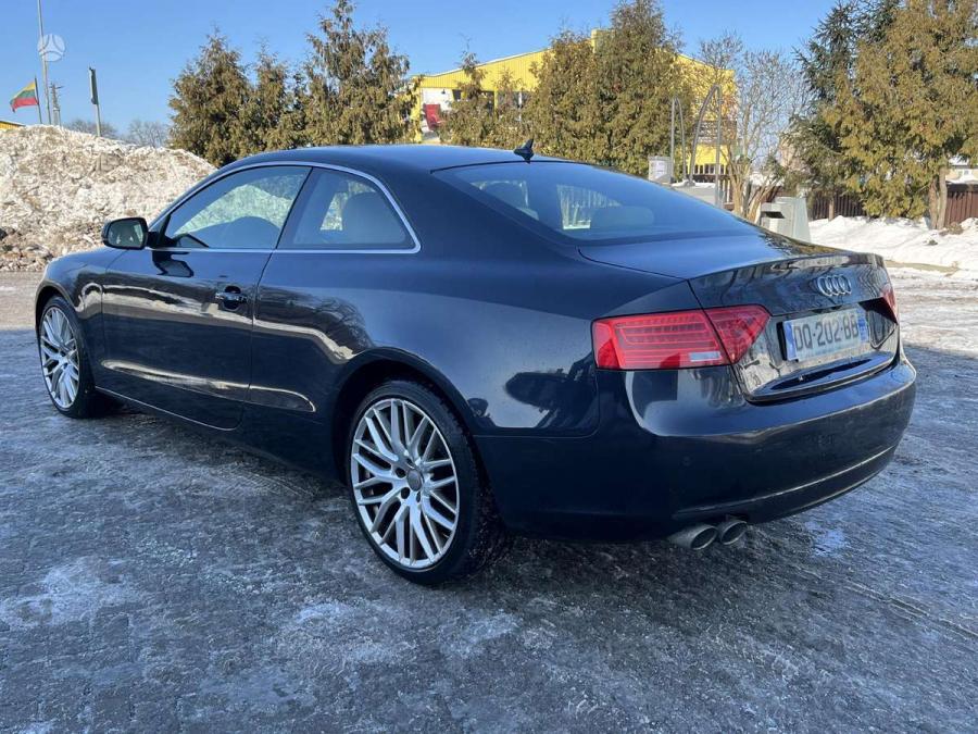 Pelēks Audi A5 2015 Tauragė, ar dzinēja tilpumu 1.97 L un nobraukumu 245 tūkst. km par 7250 €, foto 7 vietnē AUTOMOTO.COM.LV