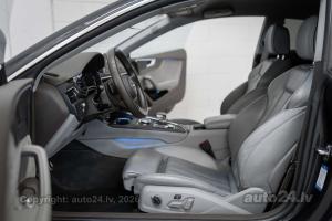 Pelēks Audi A5 2016 Tallina, ar dzinēja tilpumu 3.00 L un nobraukumu 165 tūkst. km par 18490 €, foto 14 vietnē AUTOMOTO.COM.LV