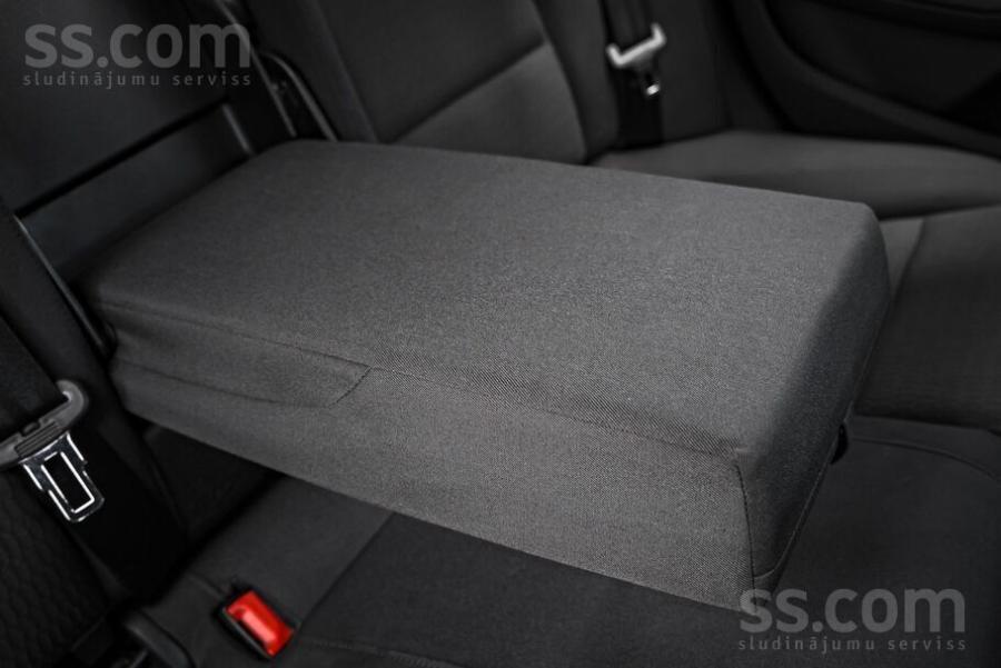 Grey Audi A5 2016 in Riga, with an engine capacity of 3.00 L and mileage of 270 thousand km for 14500 €, photo 12 on AUTOMOTO.COM.LV