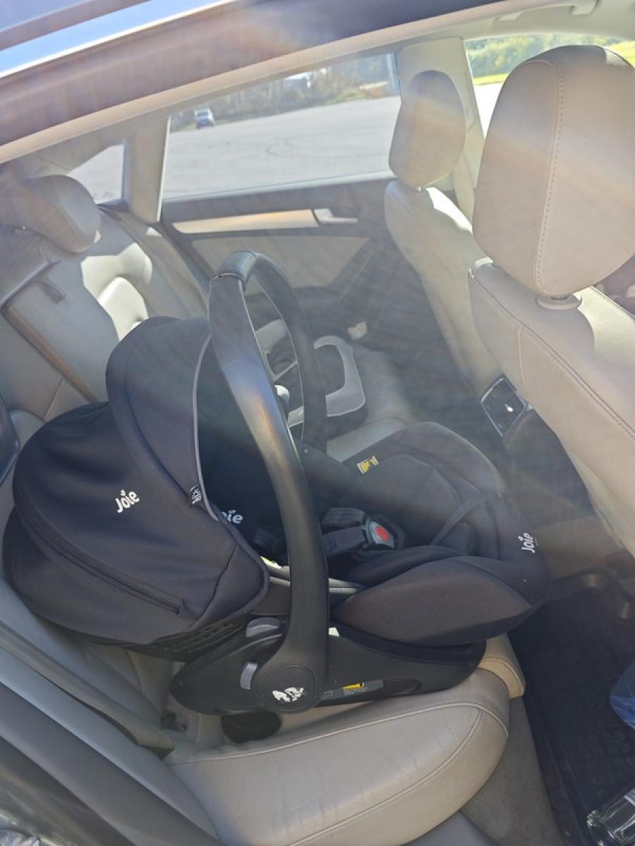 Серый Ауди А5 2009 в Силламяэ, объемом двигателя 3.00 л и пробегом 285 тыс. км за 7700 €, фото 16 на AUTOMOTO.COM.LV