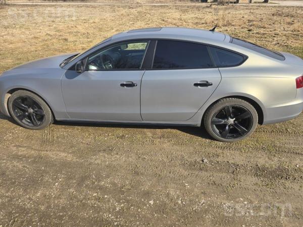 Pelēks Audi A5 2010 Madona, ar dzinēja tilpumu 2.00 L un nobraukumu 220 tūkst. km par 8500 €, foto 3 vietnē AUTOMOTO.COM.LV