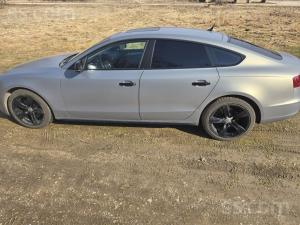 Grey Audi A5 2010 in Madona, with an engine capacity of 2.00 L and mileage of 220 thousand km for 8500 €, photo 4 on AUTOMOTO.COM.LV