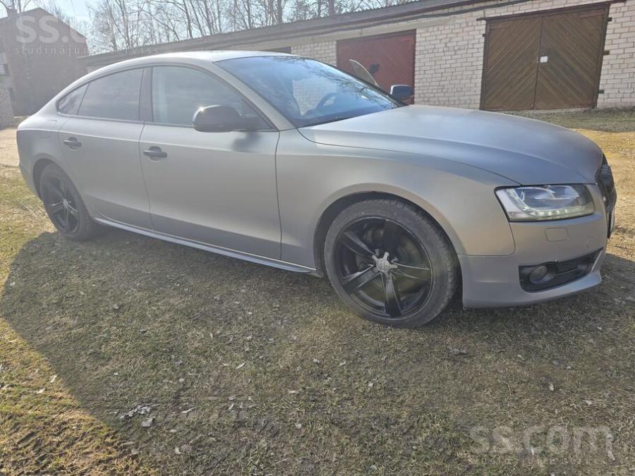 Grey Audi A5 2010 in Madona, with an engine capacity of 2.00 L and mileage of 220 thousand km for 8500 €, photo 13 on AUTOMOTO.COM.LV