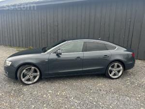Pelēks Audi A5 2010 Rīga, ar dzinēja tilpumu 3.00 L un nobraukumu 265 tūkst. km par 8900 €, foto 4 vietnē AUTOMOTO.COM.LV