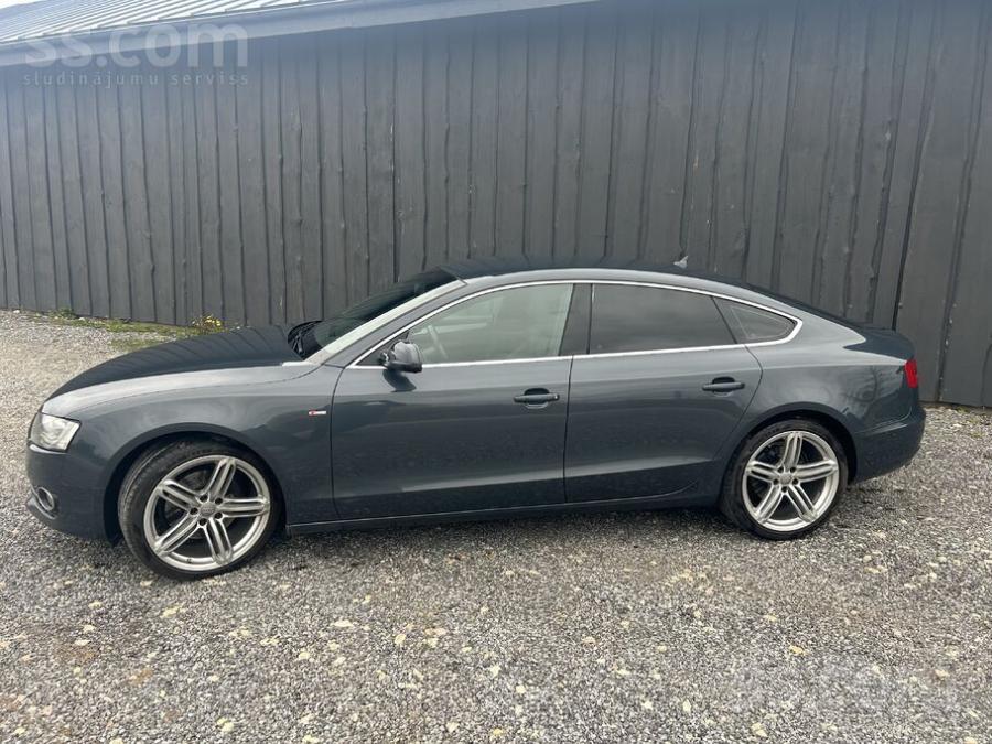Pelēks Audi A5 2010 Rīga, ar dzinēja tilpumu 3.00 L un nobraukumu 265 tūkst. km par 8900 €, foto 4 vietnē AUTOMOTO.COM.LV