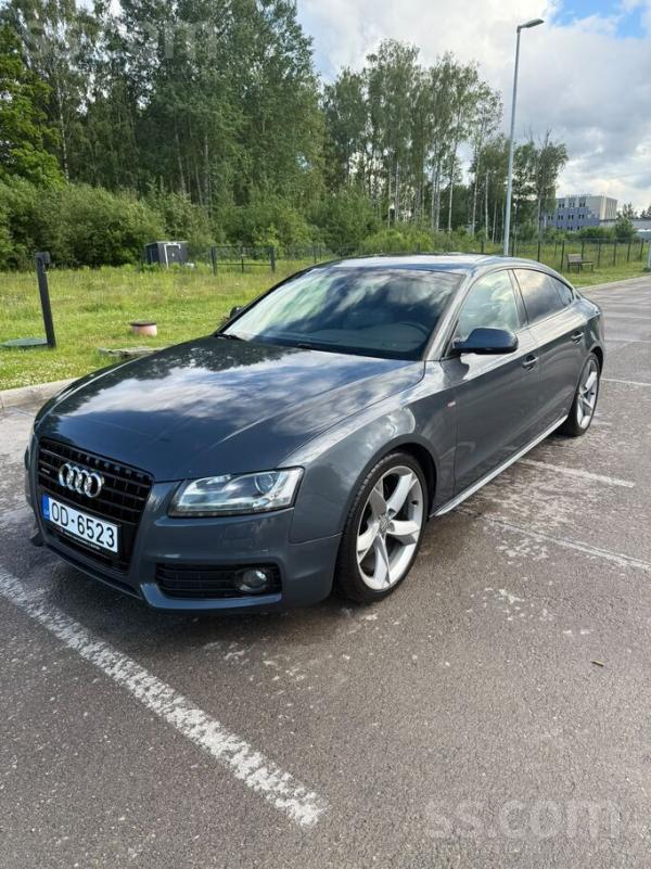 Pelēks Audi A5 2010 Aizkraukle, ar dzinēja tilpumu 3.00 L un nobraukumu 328 tūkst. km par 9800 €, foto 2 vietnē AUTOMOTO.COM.LV