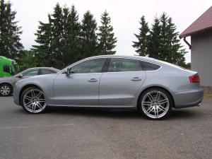 Pelēks Audi A5 2010 Sigulda, ar dzinēja tilpumu 3.00 L un nobraukumu 258 tūkst. km par 10950 €, foto 5 vietnē AUTOMOTO.COM.LV