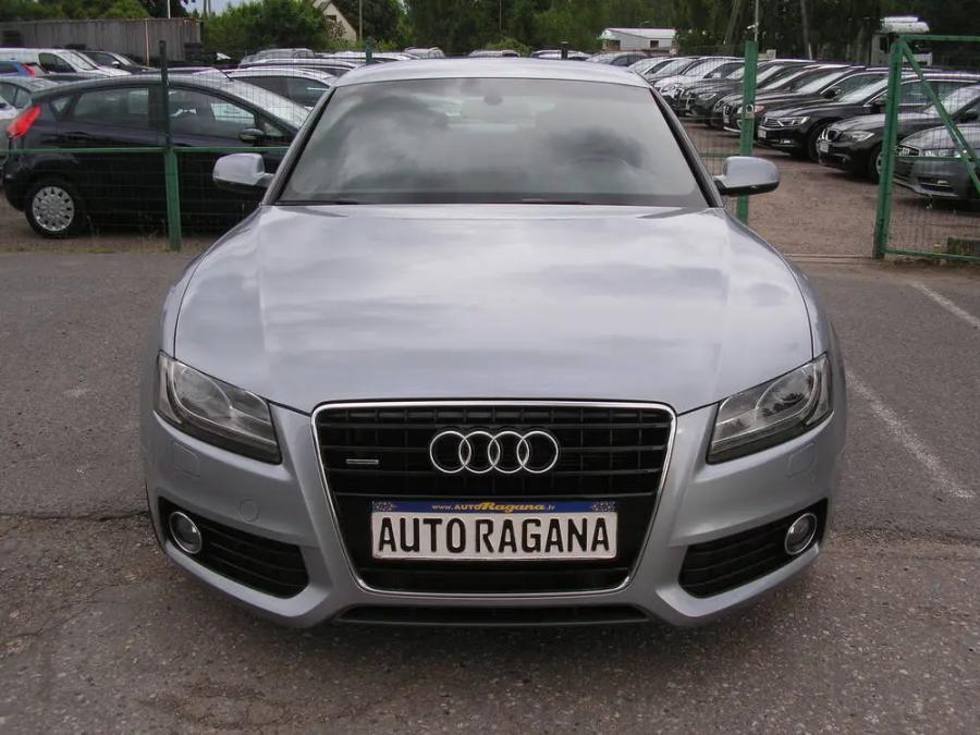 Pelēks Audi A5 2010 Sigulda, ar dzinēja tilpumu 3.00 L un nobraukumu 258 tūkst. km par 10950 €, foto 6 vietnē AUTOMOTO.COM.LV