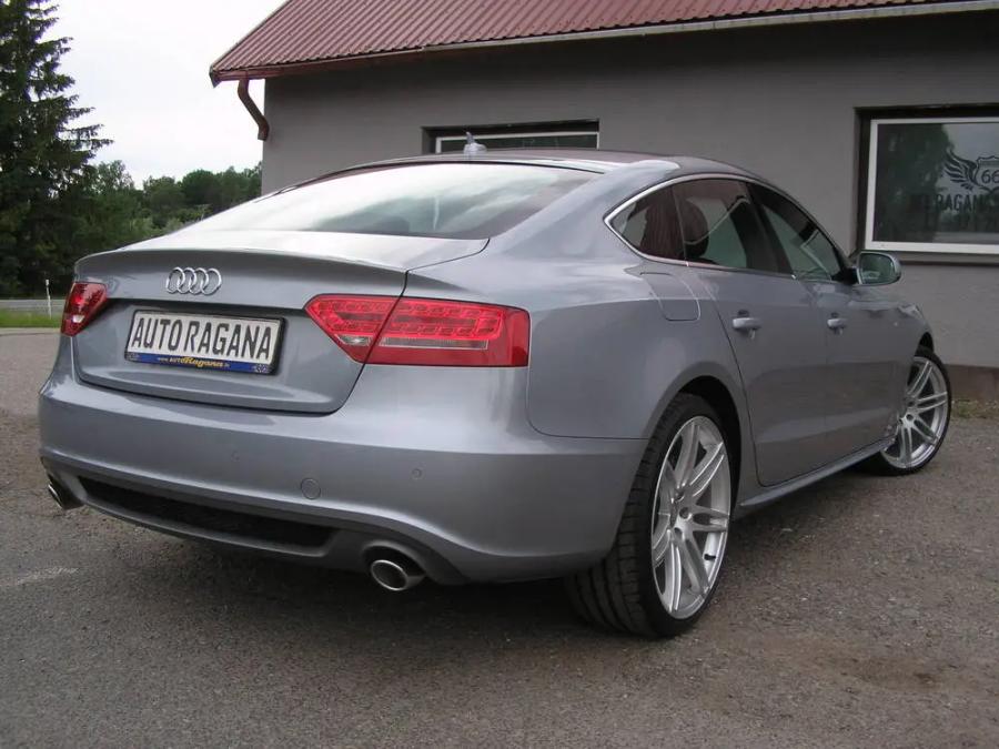 Pelēks Audi A5 2010 Sigulda, ar dzinēja tilpumu 3.00 L un nobraukumu 258 tūkst. km par 10950 €, foto 11 vietnē AUTOMOTO.COM.LV