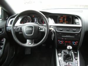 Pelēks Audi A5 2010 Sigulda, ar dzinēja tilpumu 3.00 L un nobraukumu 258 tūkst. km par 10950 €, foto 16 vietnē AUTOMOTO.COM.LV