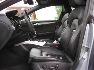 Pelēks Audi A5 2010 Sigulda, ar dzinēja tilpumu 3.00 L un nobraukumu 258 tūkst. km par 10950 €, foto 23 vietnē AUTOMOTO.COM.LV