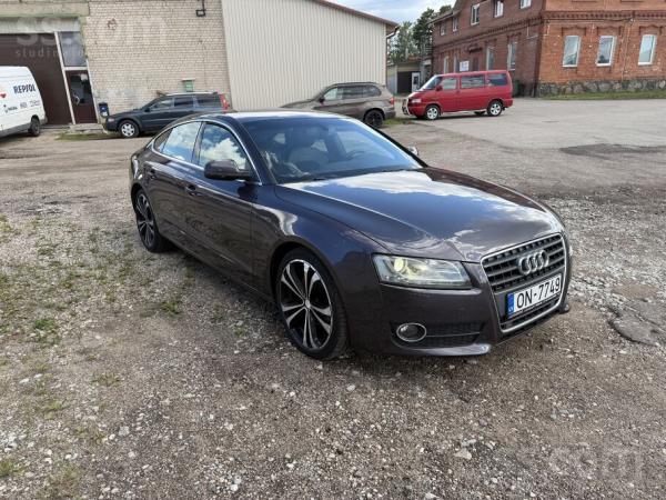 Pelēks Audi A5 2010 Rēzekne, ar dzinēja tilpumu 2.00 L un nobraukumu 0 tūkst. km par 6750 €, foto 1 vietnē AUTOMOTO.COM.LV