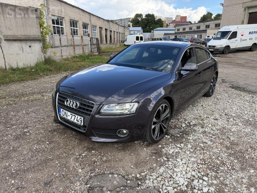 Pelēks Audi A5 2010 Rēzekne, ar dzinēja tilpumu 2.00 L un nobraukumu 0 tūkst. km par 6750 €, foto 3 vietnē AUTOMOTO.COM.LV