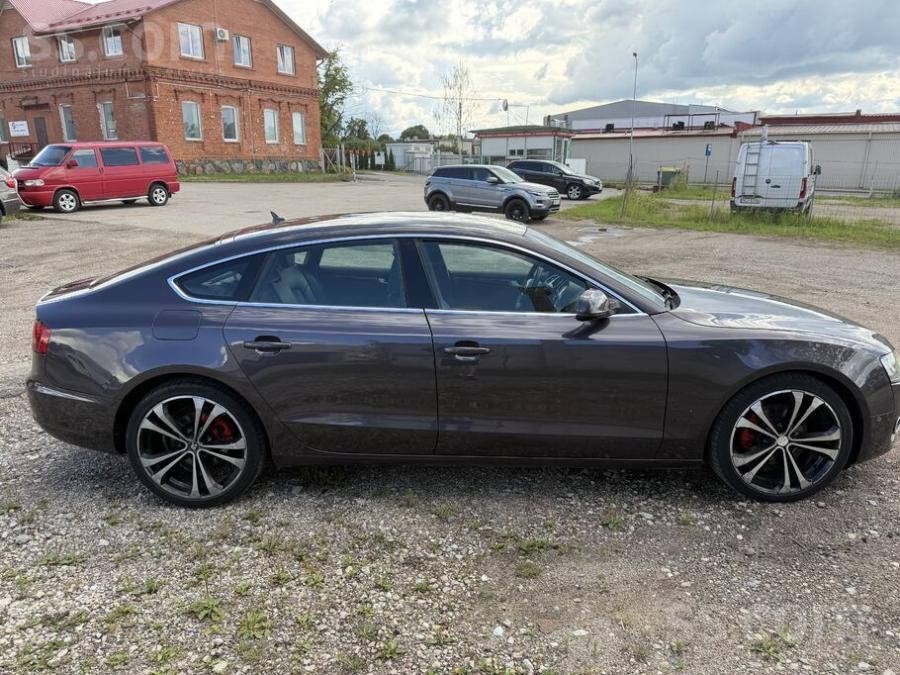 Pelēks Audi A5 2010 Rēzekne, ar dzinēja tilpumu 2.00 L un nobraukumu 0 tūkst. km par 6750 €, foto 5 vietnē AUTOMOTO.COM.LV