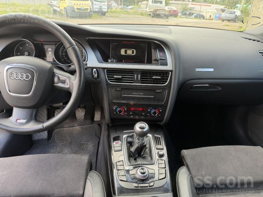 Pelēks Audi A5 2010 Rēzekne, ar dzinēja tilpumu 2.00 L un nobraukumu 0 tūkst. km par 6750 €, foto 14 vietnē AUTOMOTO.COM.LV