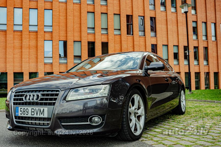 Pelēks Audi A5 2010 Tallina, ar dzinēja tilpumu 2.70 L un nobraukumu 354 tūkst. km par 6500 €, foto 8 vietnē AUTOMOTO.COM.LV