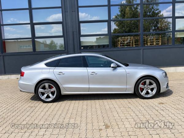 Серый Ауди А5 2010 в Валга, объемом двигателя 3.00 л и пробегом 389 тыс. км за 6499 €, фото 5 на AUTOMOTO.COM.LV
