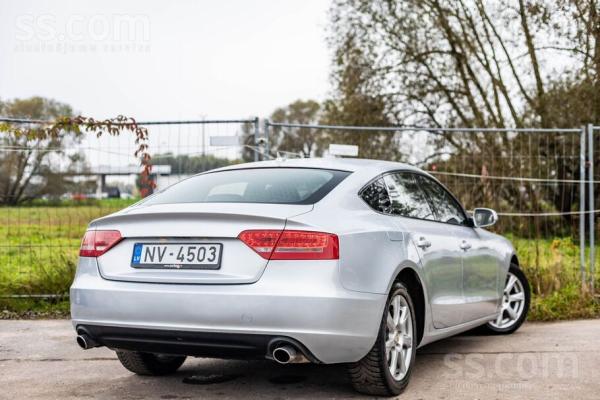 Pelēks Audi A5 2010 Rīga, ar dzinēja tilpumu 2.70 L un nobraukumu 443 tūkst. km par 6690 €, foto 8 vietnē AUTOMOTO.COM.LV
