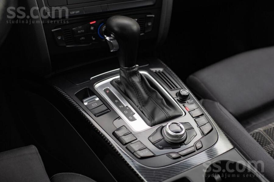 Pelēks Audi A5 2010 Rīga, ar dzinēja tilpumu 2.70 L un nobraukumu 443 tūkst. km par 6690 €, foto 20 vietnē AUTOMOTO.COM.LV