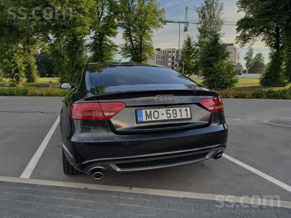 Grey Audi A5 2011 in Riga, with an engine capacity of 3.00 L and mileage of 337 thousand km for 7500 €, photo 4 on AUTOMOTO.COM.LV