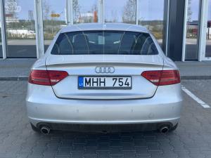 Pelēks Audi A5 2011 Viļņa, ar dzinēja tilpumu 2.70 L un nobraukumu 363 tūkst. km par 5200 €, foto 6 vietnē AUTOMOTO.COM.LV