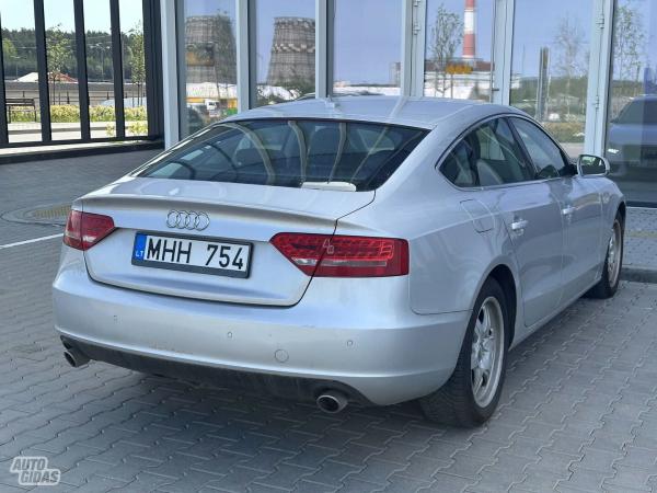 Grey Audi A5 2011 in Vilnius, with an engine capacity of 2.70 L and mileage of 363 thousand km for 5200 €, photo 6 on AUTOMOTO.COM.LV