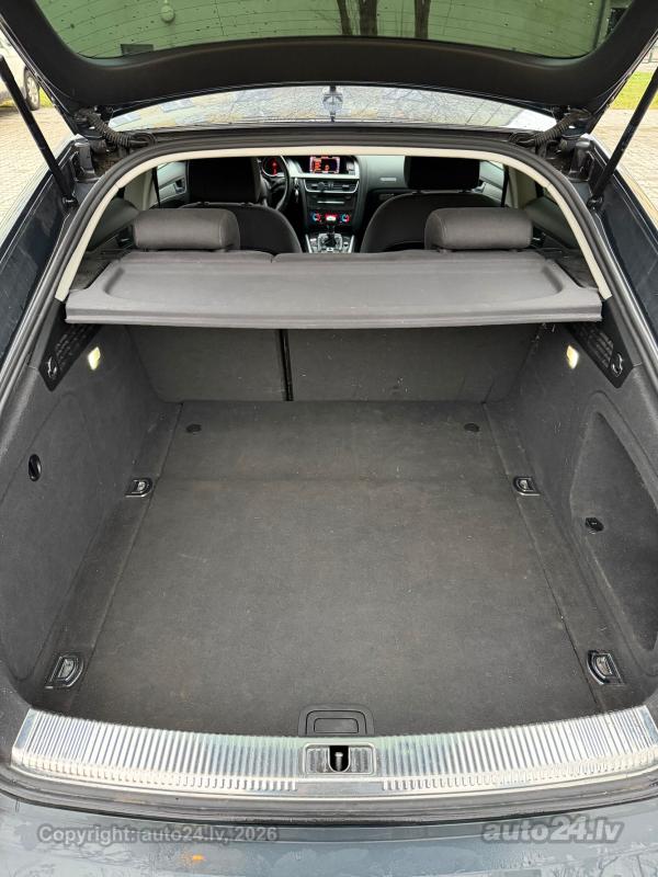 Pelēks Audi A5 2011 Tallina, ar dzinēja tilpumu 2.00 L un nobraukumu 319 tūkst. km par 8000 €, foto 10 vietnē AUTOMOTO.COM.LV