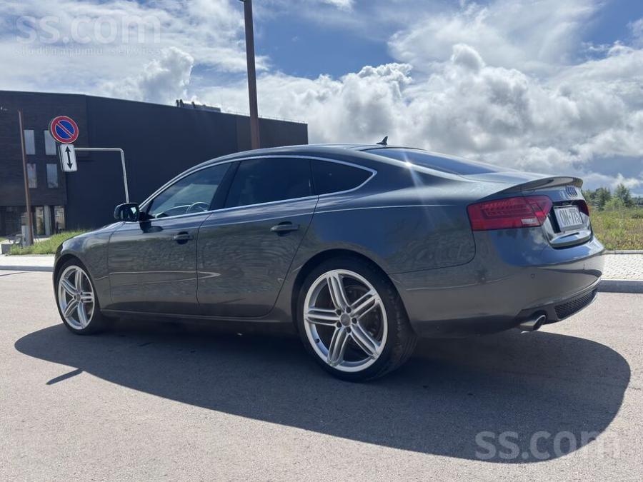 Pelēks Audi A5 2011 Rēzekne, ar dzinēja tilpumu 3.00 L un nobraukumu 227 tūkst. km par 10200 €, foto 3 vietnē AUTOMOTO.COM.LV
