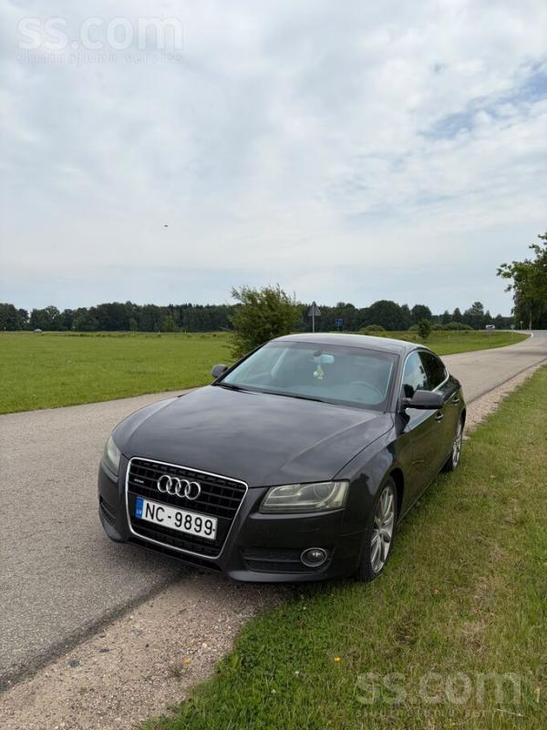 Grey Audi A5 2011 in Cesis, with an engine capacity of 3.00 L and mileage of 340 thousand km for 8900 €, photo 2 on AUTOMOTO.COM.LV