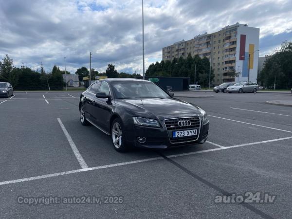 Grey Audi A5 2011 in Tallinn, with an engine capacity of 2.00 L and mileage of 193 thousand km for 9100 €, photo 2 on AUTOMOTO.COM.LV