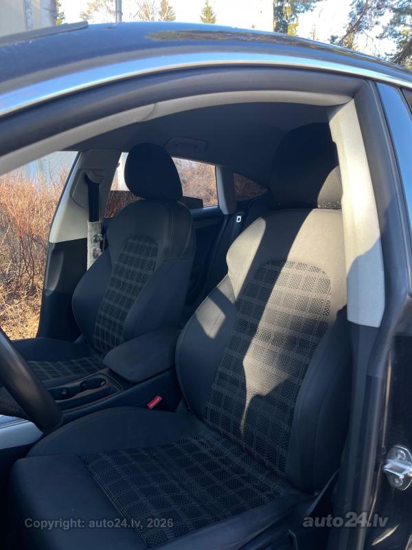 Grey Audi A5 2011 in Tallinn, with an engine capacity of 2.00 L and mileage of 193 thousand km for 9100 €, photo 7 on AUTOMOTO.COM.LV