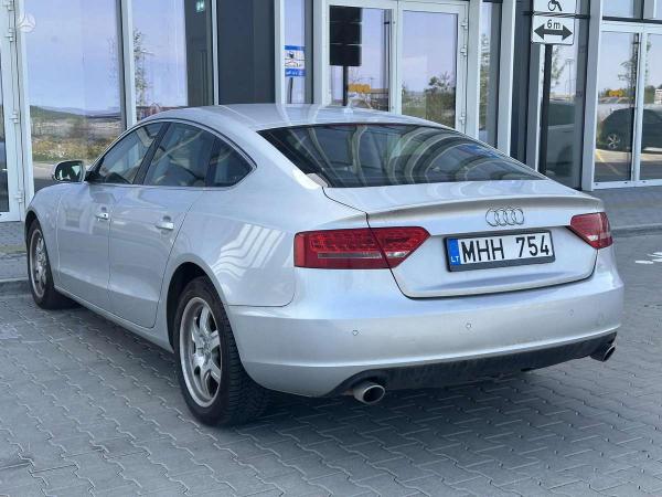 Pelēks Audi A5 2011 Viļņa, ar dzinēja tilpumu 2.70 L un nobraukumu 363 tūkst. km par 4700 €, foto 4 vietnē AUTOMOTO.COM.LV