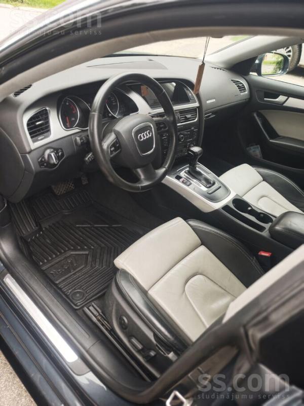 Ауди А5 2011 в Лиепая на AUTOMOTO.COM.LV Серый Ауди А5 2011 в Лиепая, объемом двигателя 2.00 л и пробегом 237 тыс. км за 9500 €, фото 8 на AUTOMOTO.COM.LV