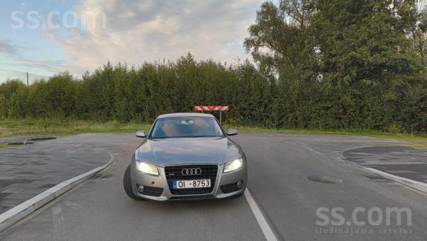 Pelēks Audi A5 2011 Rīga, ar dzinēja tilpumu 3.00 L un nobraukumu 303 tūkst. km par 9000 €, foto 5 vietnē AUTOMOTO.COM.LV