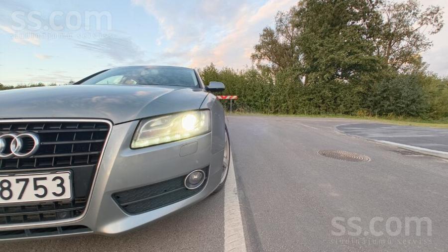 Pelēks Audi A5 2011 Rīga, ar dzinēja tilpumu 3.00 L un nobraukumu 303 tūkst. km par 9000 €, foto 12 vietnē AUTOMOTO.COM.LV
