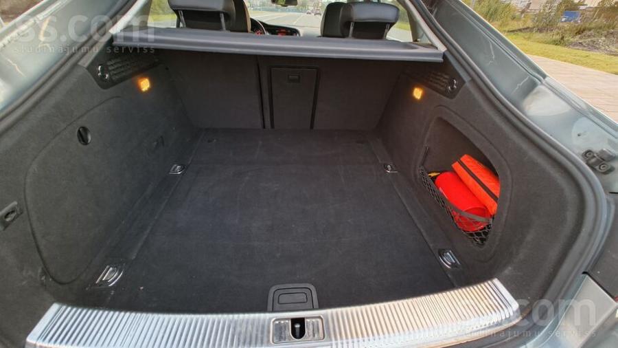 Pelēks Audi A5 2011 Rīga, ar dzinēja tilpumu 3.00 L un nobraukumu 303 tūkst. km par 9000 €, foto 14 vietnē AUTOMOTO.COM.LV