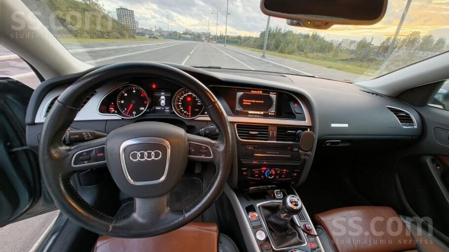 Pelēks Audi A5 2011 Ogre, ar dzinēja tilpumu 3.00 L un nobraukumu 303 tūkst. km par 8000 €, foto 13 vietnē AUTOMOTO.COM.LV