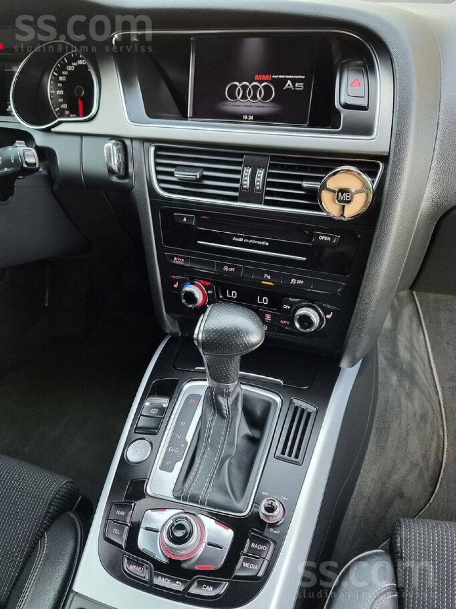 Pelēks Audi A5 2012 Preiļi, ar dzinēja tilpumu 3.00 L un nobraukumu 0 tūkst. km par 11590 €, foto 22 vietnē AUTOMOTO.COM.LV