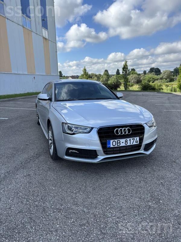 Grey Audi A5 2012 in Riga, with an engine capacity of 2.00 L and mileage of 442 thousand km for 7650 €, photo 1 on AUTOMOTO.COM.LV