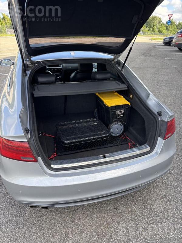 Grey Audi A5 2012 in Riga, with an engine capacity of 2.00 L and mileage of 442 thousand km for 7650 €, photo 9 on AUTOMOTO.COM.LV