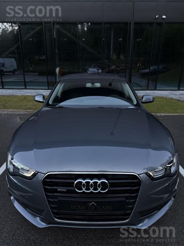 Audi A5 2012 in Riga on AUTOMOTO.COM.LV Grey Audi A5 2012 in Riga, with an engine capacity of 3.00 L and mileage of 211 thousand km for 8990 €, photo 11 on AUTOMOTO.COM.LV