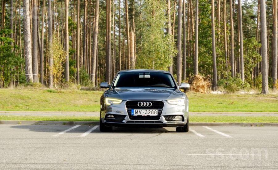 Grey Audi A5 2012 in Riga, with an engine capacity of 3.00 L and mileage of 326 thousand km for 7990 €, photo 4 on AUTOMOTO.COM.LV