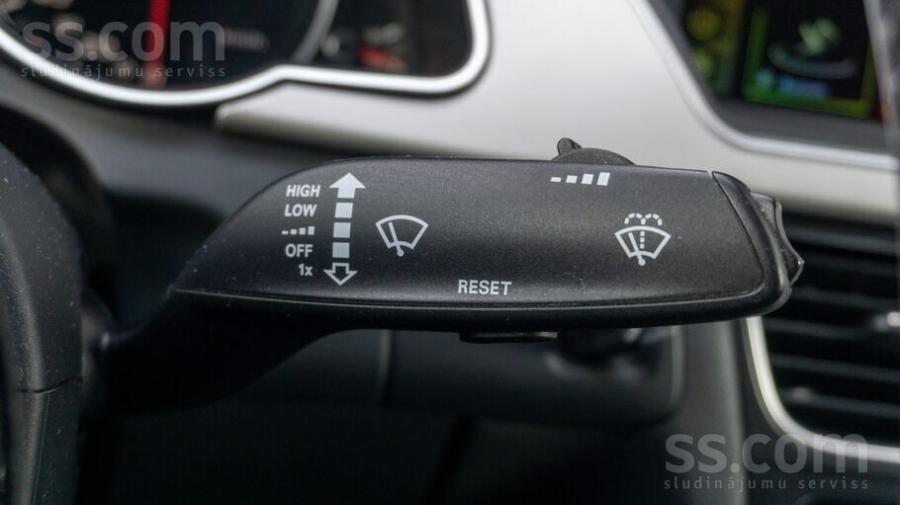 Grey Audi A5 2012 in Riga, with an engine capacity of 3.00 L and mileage of 326 thousand km for 7990 €, photo 23 on AUTOMOTO.COM.LV
