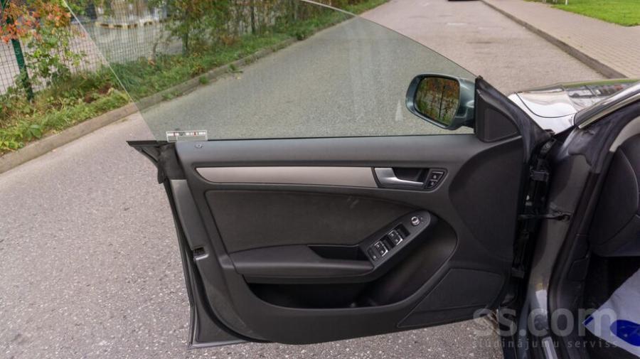 Grey Audi A5 2012 in Riga, with an engine capacity of 3.00 L and mileage of 326 thousand km for 7990 €, photo 26 on AUTOMOTO.COM.LV