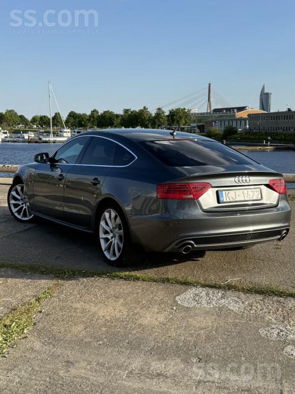 Grey Audi A5 2013 in Riga, with an engine capacity of 3.00 L and mileage of 377 thousand km for 13500 €, photo 4 on AUTOMOTO.COM.LV
